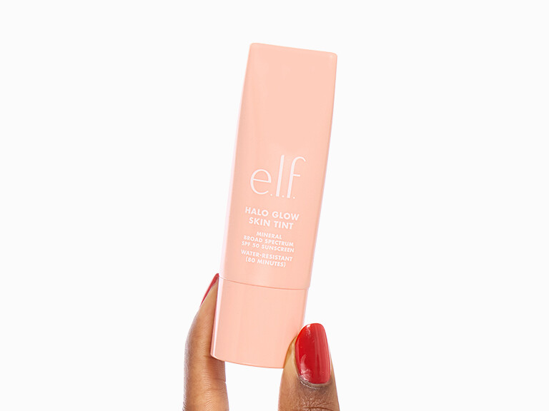 E.L.F. Cosmetics Halo Glow Skin Tint SPF 50 in 17W Rich