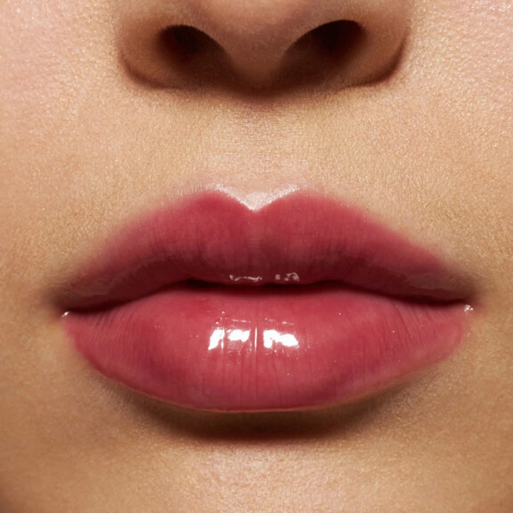 Neen Glisten Up Lip Gloss in Boss (black cherry)